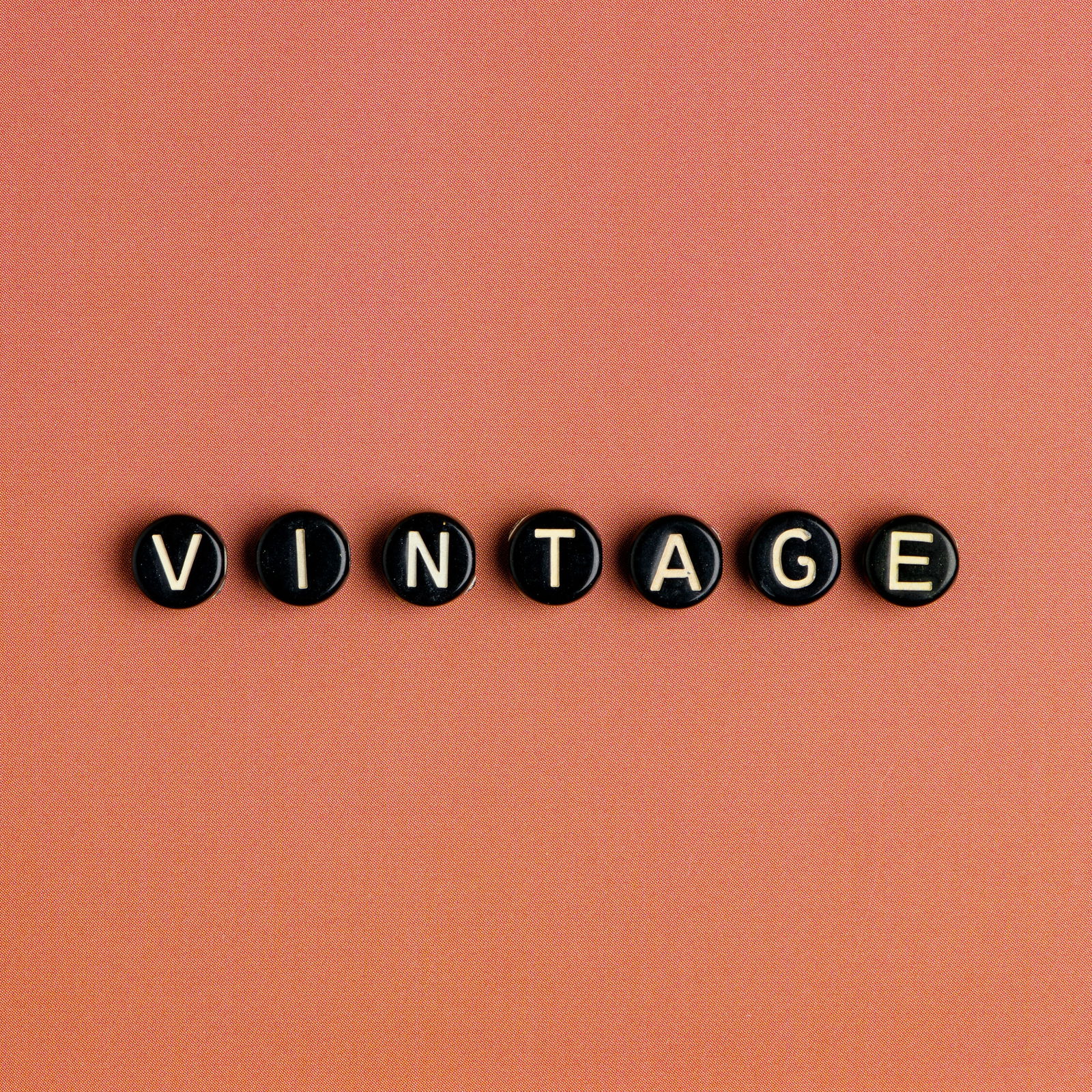 7 Best Vintage Subtitle Fonts