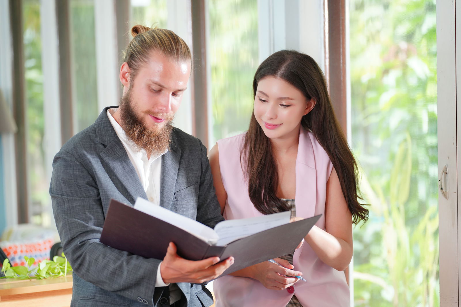 The Ultimate Guide to Multi-platform Video