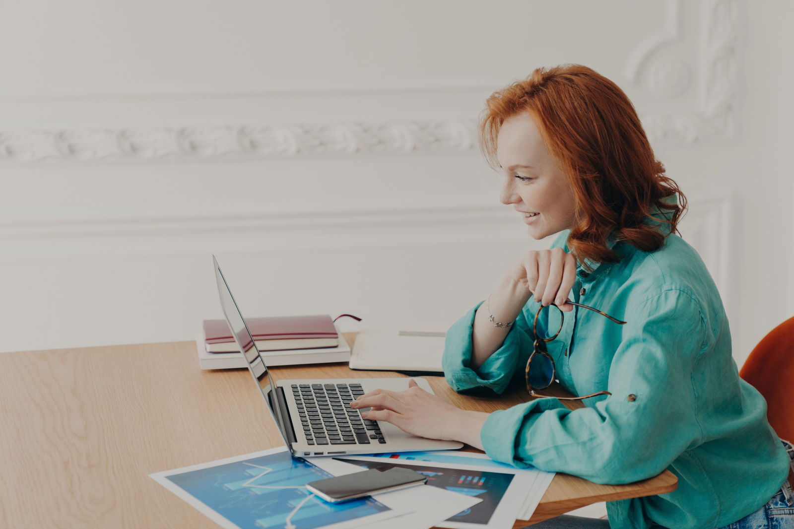 How To Add Yellow Subtitles Font To Your Videos